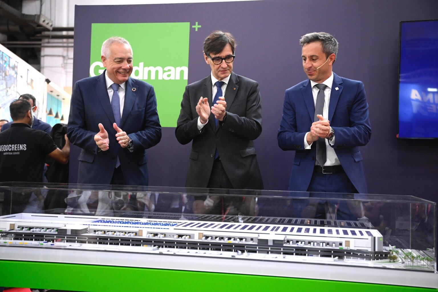 The logistics of the future showcase their potential at a SIL 2025 ...